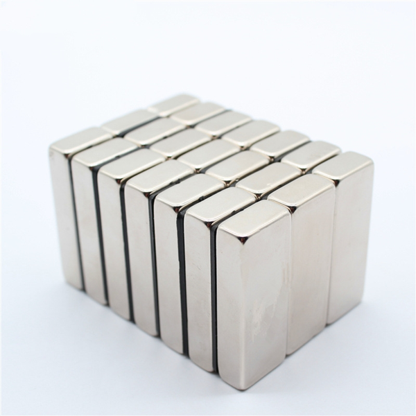 China Super Strong Rectangular Block Neodymium Magnets NdFeB Permanent ...